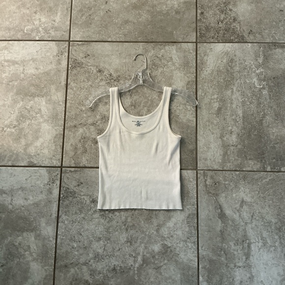 Brandy Melville | Tops | Brandy Melville White Ribbed Tank | Poshmark